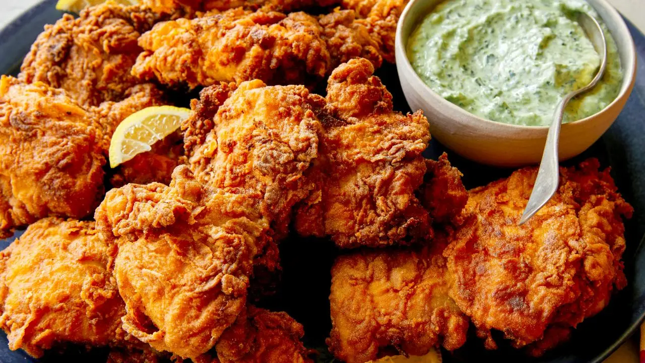 Chicken Broasted 16pc with Bread